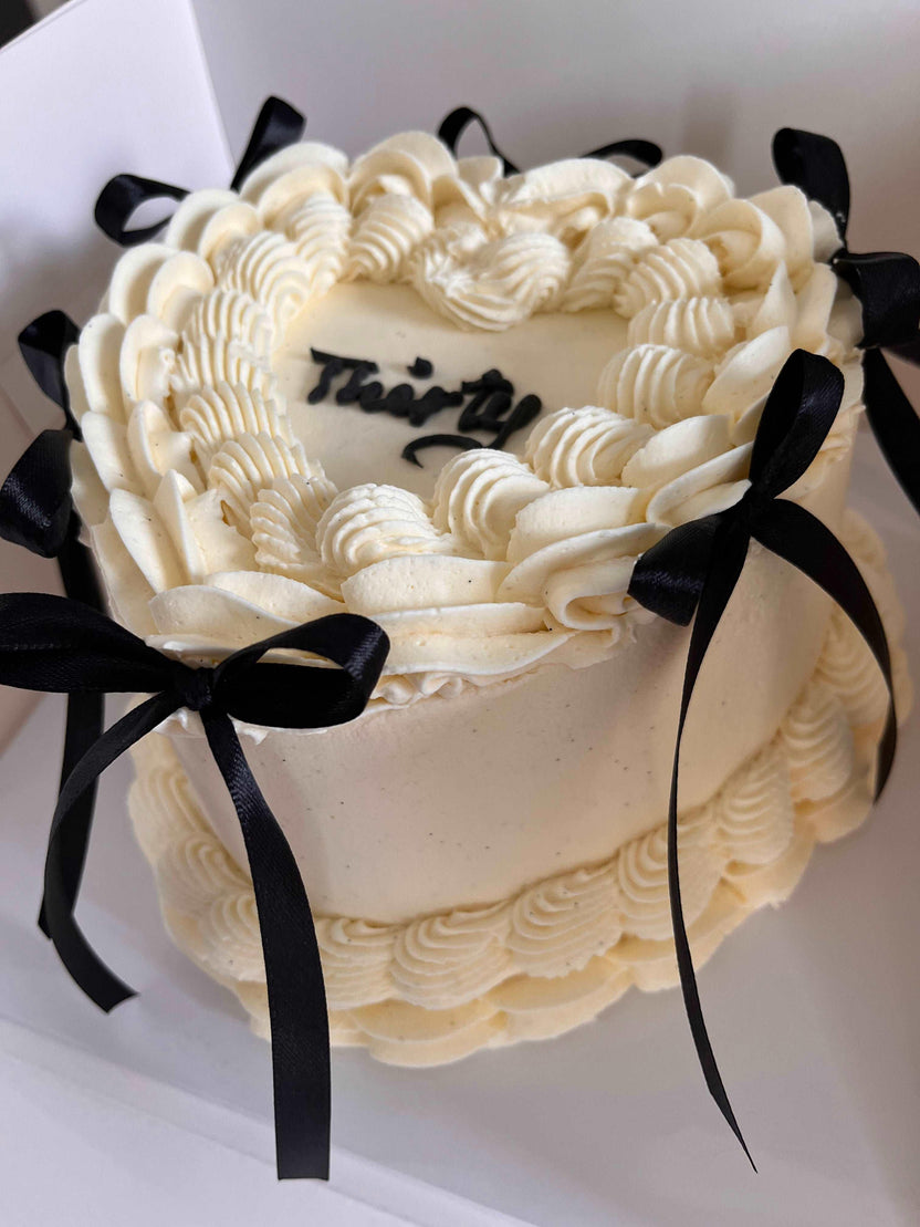 Cakes Online - Brisbane Cakes & Cake Delivery | Custom Cakes BNE